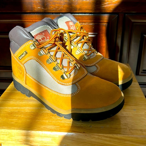 Timberland | Shoes | Sold Timberland Paint Scuff On The Back Of The ...